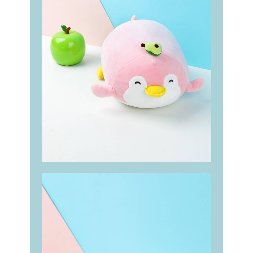 Miniso pluchen Liggende pinguïn met avocado - roze