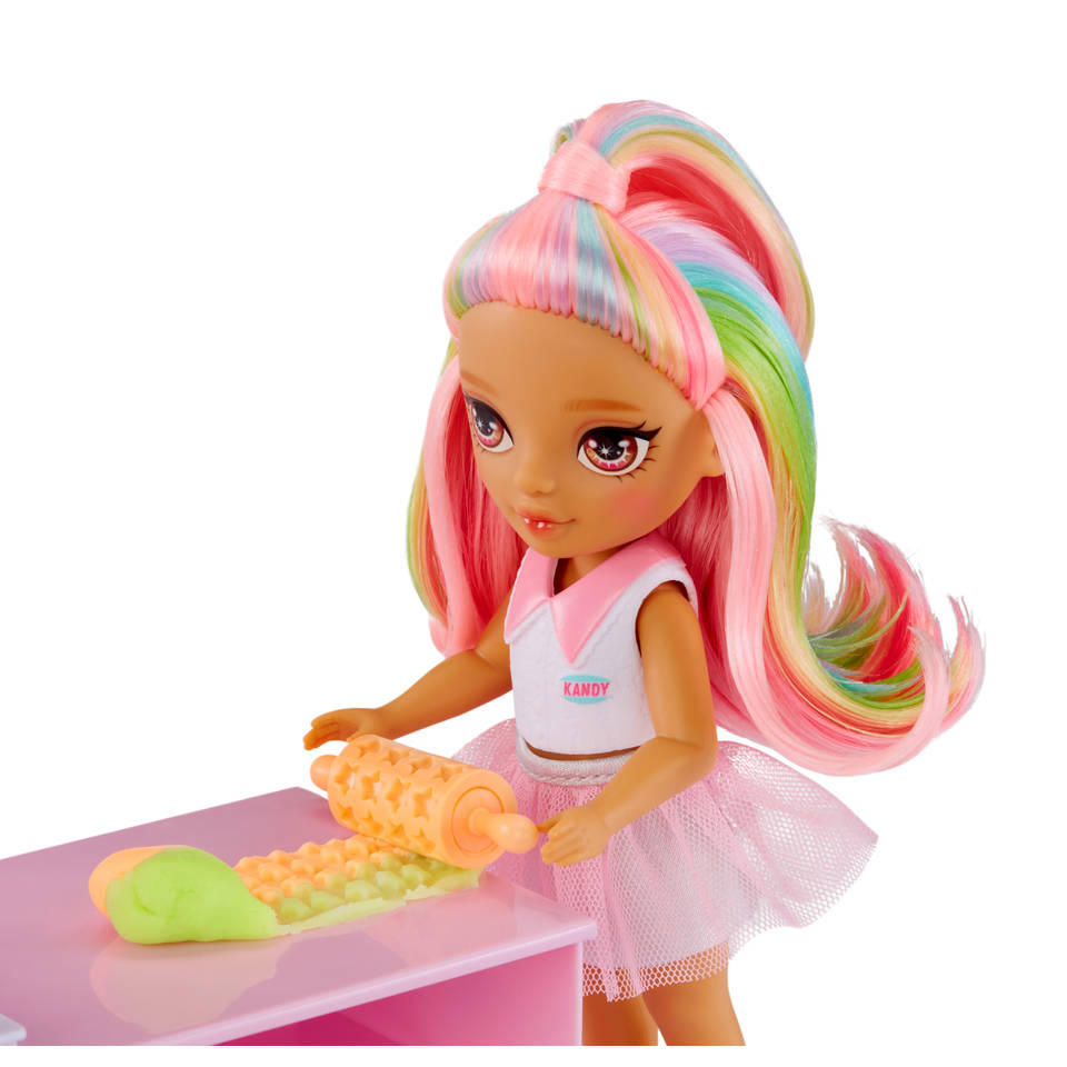 Rainbow High Little Dessert Shop met Kandy pop