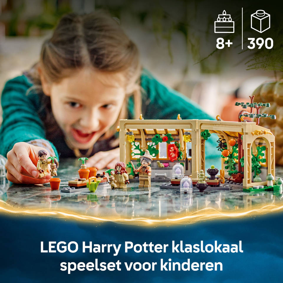 LEGO Harry Potter Kasteel Zweinstein: Kruidenkundeles 76445