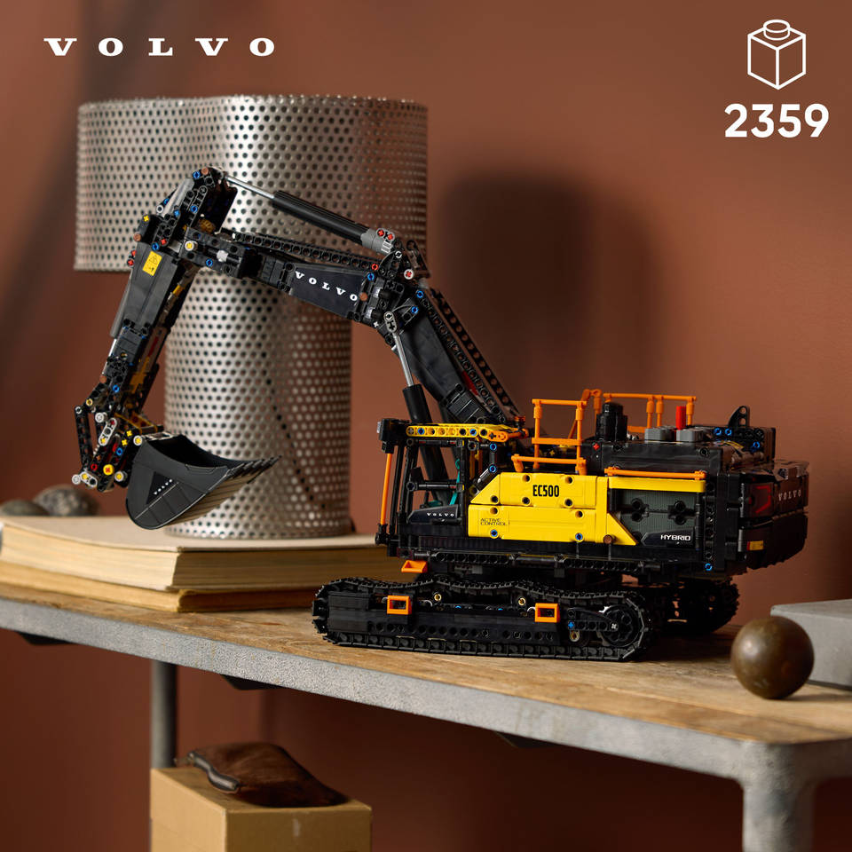 LEGO Technic Volvo EC500 Hybrid graafmachine 42215
